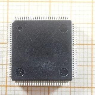 中国 AT91SAM7X256C-AU IC 電子部品 16/32-ビット -40°C ~ 85°C 販売のため