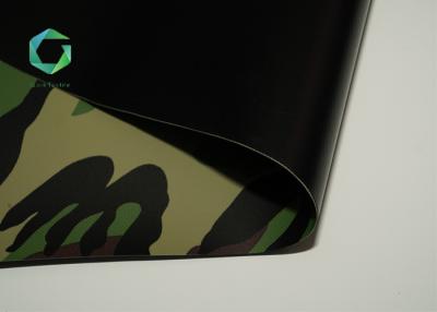Cina Cammuffi il prodotto intessuto 650gsm, grado militare della tenda del vinile dell'anti del cammuffamento tessuto uv della tenda in vendita