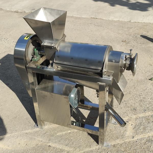 Quality fruit juice machine/ fruit juice extractor machine for ginger and Strawberry for sale