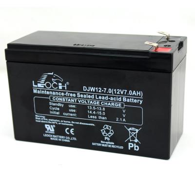 China Bateria de chumbo-ácido inundada de 12V7Ah Design pesado para uso automotivo e industrial à venda