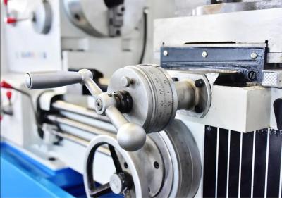 中国 手動回転機 CA6140 メタルギャップベッド水平型従来の回転機 販売のため