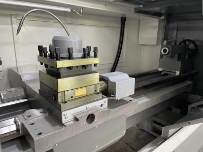 中国 SMTCL CNC lathes CAK6185 フラットベッド CNC lathes 横軸金属大型 CNC lathes 販売のため