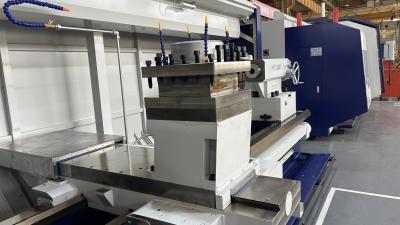 中国 SMTCL重型CNCフラットベッドCNCターンHTC125150 スピンドルボールの直径130mm 大型CNCターン 販売のため