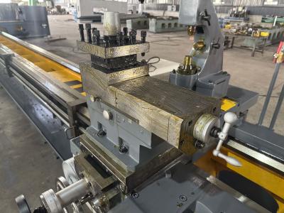 Китай CW6180F Тяжелый горизонтальный обычный токарный механизм высокой жесткости Руководящий рельс Ширина 600 мм Поверхность ручной токарный механизм продается