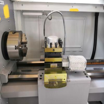 China CNC draaibank CAK6385 Servomotor 4 stations Torret Metalen CNC draaibank Te koop