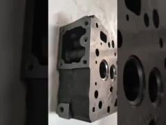 D1305 Volledig geladen cilinderkop voor Kubota B2710HSD F3060 F3060-R tractor