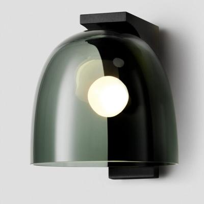 Cina Applique da parete Tubi in acciaio LED minimalista con sfera di vetro per camera da letto, studio e soggiorno creativo in vendita