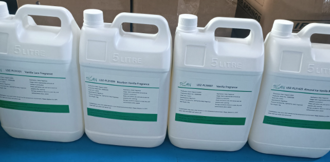 Freesia & Whisky Fragrance Oil packaging