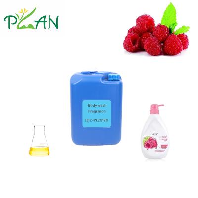 China Fragranze aromatiche naturali di bacche rosse Aromi fruttati Olio essenziale per lavaggio del corpo / shampoo for sale
