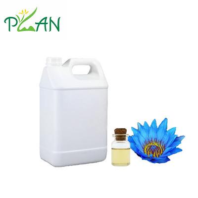 Cina Estratto di fiori di loto blu, essenza di profumo di fiore di loto, olio concentrato premium per la produzione di gel doccia in vendita
