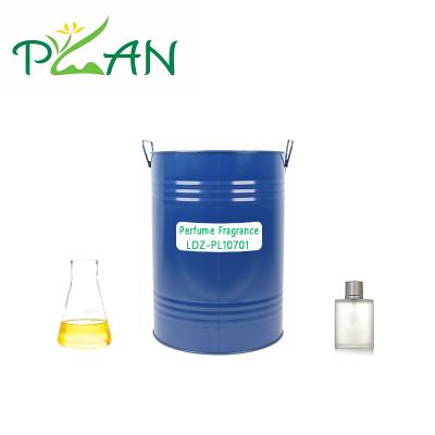 China Uomini d'acqua appassionati Essenza profumata per la produzione di profumi for sale