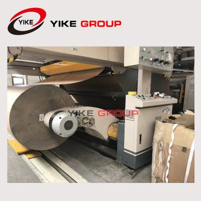 China 2500mm de Hydraulische Productielijn van het de Tribune Automatische Golfkarton van het Molenbroodje Te koop
