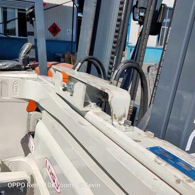 China ISUZU Motor 3000kg 3 Ton Diesel Vorklift Truck Met Blocks Clamp Te koop