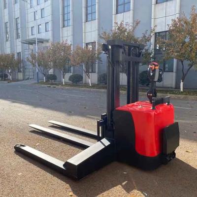 China Empilhadeira elétrica de estacionamento de armazenamento contrabalança empilhadeira de paletes 2 toneladas à venda