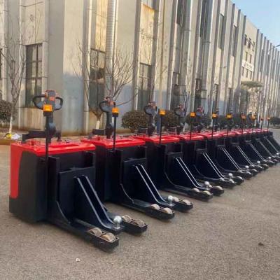 Cina 2000 kg 3000 kg QDD30C 3.0T trattore elettrico a rimorchio (portante) tipo in piedi in vendita
