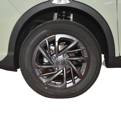 中国 2023 New Style Nezha V SUV Electric Car Lithium Ion Battery Fast Charging 販売のため