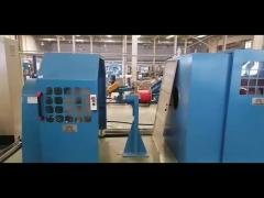 機械をDiaの上で置かれる置く安定した中心は60ミリメートル ポリ塩化ビニール ケーブルに適用します