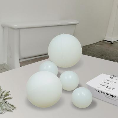 China Custom Moulding Service for Large-sized Solid Silicone Balls 25mm to 70mm Elastic and Soft Rubber Material for sale