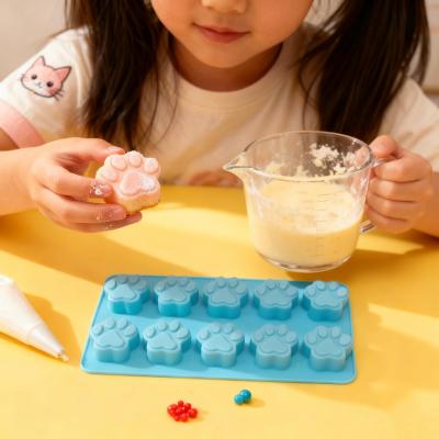 China Irregular Shape Silicone Kitchen Mold Single Piece Excellent Choice for Baking Cake Candy Ice Tray Decoration for sale