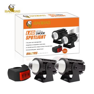 Cina 2pcs Bianco Giallo Dual Color Aluminio Mini Driving Fog Light Disponibile Per Motociclette in vendita