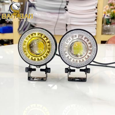 Cina Aluminico Bianco Giallo lampeggiante 12V 24V Motociclo Riflettore RGB Anello Lampada di nebbia LED in vendita