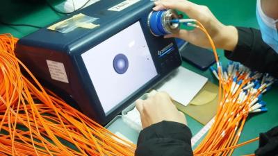 China LC APC Optical Fiber Polishing Fixture with Insertion Loss ≤0.20dB Return Loss ≥60dB and First Pass Yield 98%–100% for sale