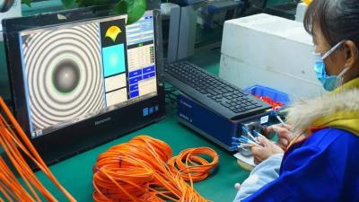 China LC APC Optical Fiber Polishing Fixture with Insertion Loss ≤0.20dB Return Loss ≥60dB and First Pass Yield 98%–100% for sale