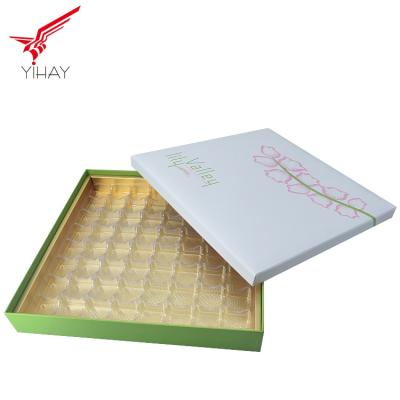China 8 Pcs Ferrero Rocher Cardboard Food Container , Cardboard Boxes For Food Products for sale