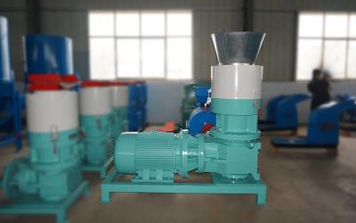 China Poultry Feed Pellet Mill-Start to Make Feed Pellets on Farm for sale