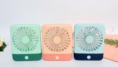 Cina Tabella quadrata 5V Mini Usb Desk Fan 9.5*12CM con 4 livelli di velocità in vendita