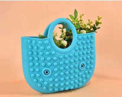 Cina Schiocco variopinto del silicone EN71 si irrit'a Toy Bag 20x32in per le donne in vendita