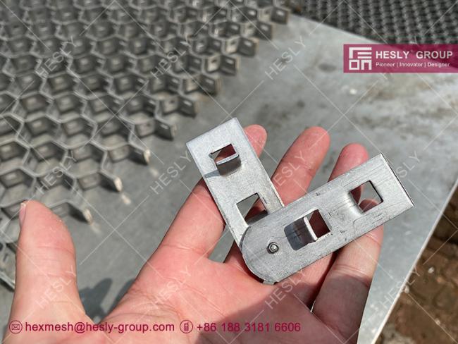 Flat Plate Corner Anchor