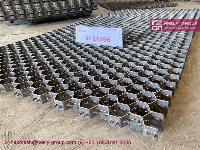 China HESLY Hexmesh for Refractory flue gas lines | 45mm depth | 14ga thickness | 2" hexagonal hole | 0.97X2.0m - HESLY CHINA for sale