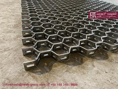 China SS410S Hexagonal Mesh for refractory lining | 25mm deep | 3mm thickness | 3'X8' sheet | Chinese Factory sales for sale