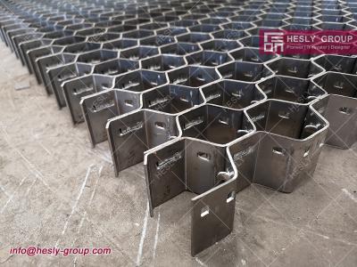 China AISI321 Hex Mesh for Refractory Lining | 1" height | 14gauge thickness | Hesly Metal Mesh - CHINA for sale