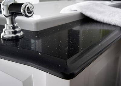 China Black Glossy Natural Quartz Stone Countertops For Kitchen Table for sale