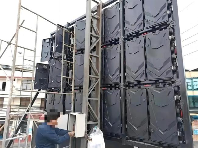 3535 SMD P10 Outdoor Advertising LED Display High Brightness LED Billboard 7