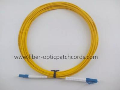 Cina Cavi di toppa a fibra ottica di LC-LC/saltatore con gli stivali flessibili di angolo di 90 gradi in vendita