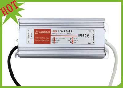 Cina Il CE/l'alimentazione elettrica impermeabile di RoHs, 12 volt 6A ha regolato l'alimentazione elettrica in vendita