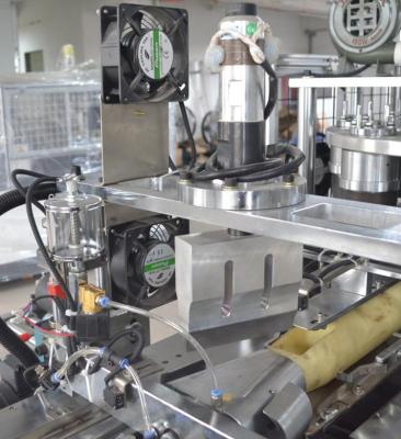 Cina Ciotola di carta eliminabile della tagliatella 750ML che rende a macchina 70 pc/min in vendita