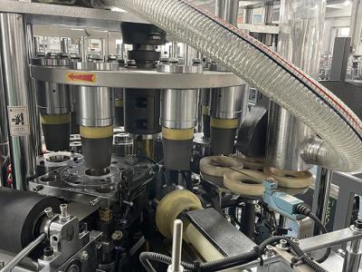 Cina tazza di carta 0.4-0.6Mpa che rende a macchine 4KW una macchina della tazza di carta di volta in vendita