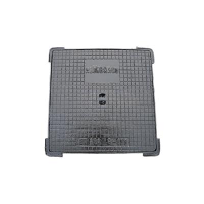 China Corrosion Resistant  SMC EN124 Manhole Cover 40 tons Load Capacity For Drainage Systems for sale