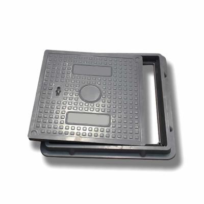 China Traffic Rated Composite Manhole Cover For Highway Median Drainage Solutions for sale