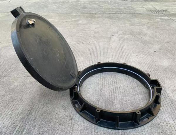 Quality Lightweight Corrosion Resistant Non-Conductive FRP Manhole Cover for Secure Underground Access for sale