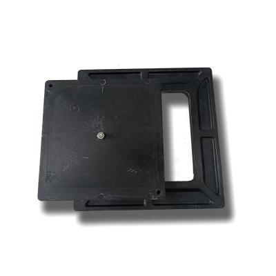 China SMC Composite Manhole Cover with EN124 Standard 40 Tons Load Capacity and Anti-slip Surface for sale