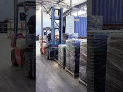 Загружают и отправляют композитную крышку.