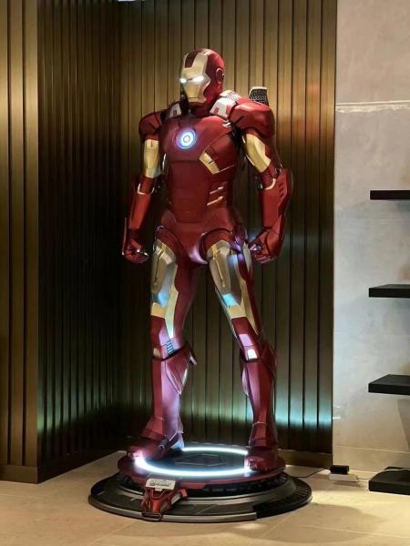 Quality Worldwide Iron Man Statue Super Hero Fiberglass Sculpture Custom Marvel Figure for sale