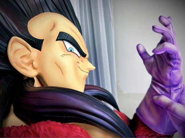 Quality Vegeta Figure Resin Sculpture for Decoration One Piece Character Anime Statue for sale