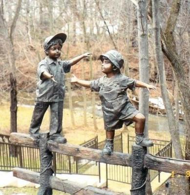 China Outdoor Garden Decor Life Size Bronze Girl Standing on Globe Statue with Engraved Model for sale
