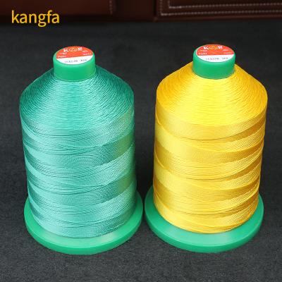 Cina Alta resistenza alla trazione 100% 630D/3 400g Polyester filo da cucire Modello tinto campione Pagamento in vendita
